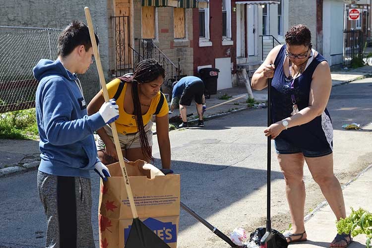Neighborhood Street Clean Up | Project HOME